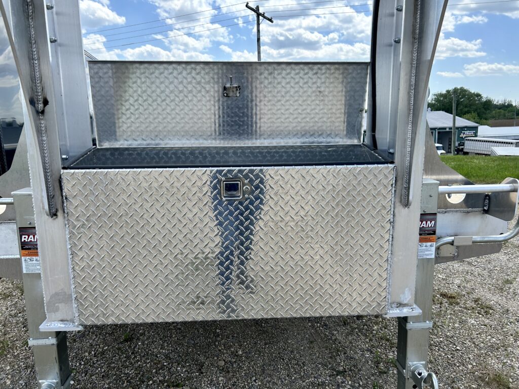 2025 Bender 28’ Flatbed Gooseneck - KG Trailer Sales